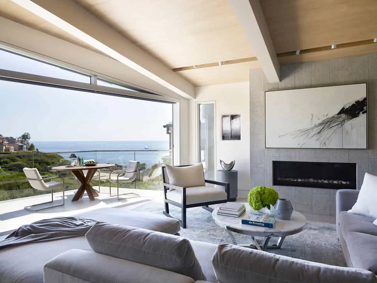 California Interiors: 18 Examples of Coastal Chic Decor