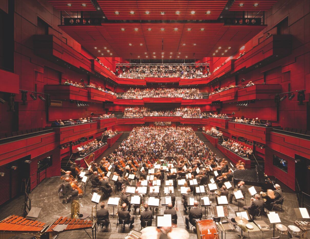 7 Architectural Masterpieces in Red | The Study