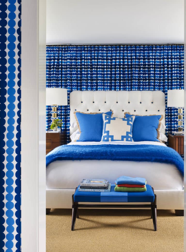 19 Dramatic Bedrooms - The Study