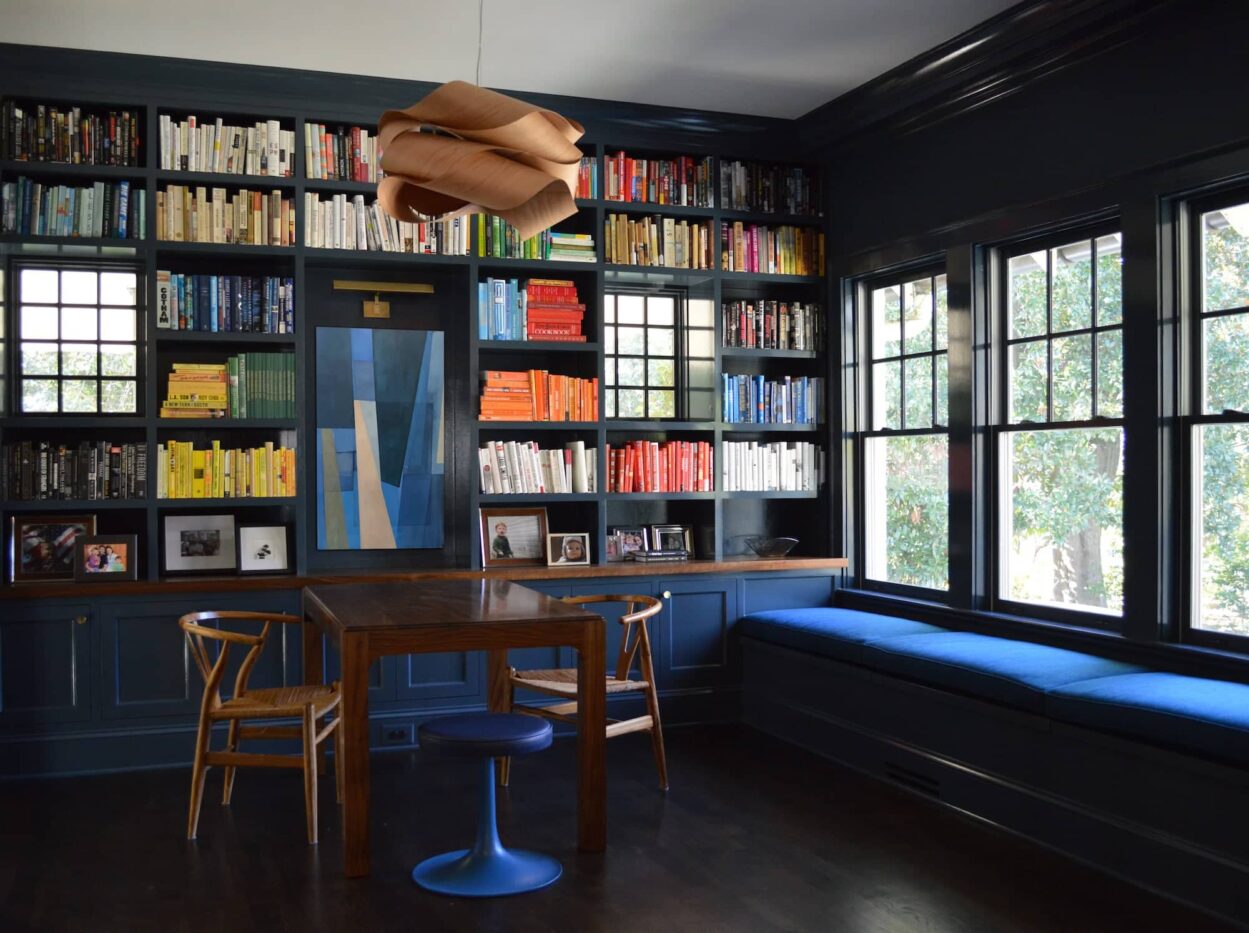 Discover 26 Beautiful Reading Nooks and Home Libraries