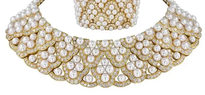 What Is a Parure When It Comes to Jewelry? | The Study