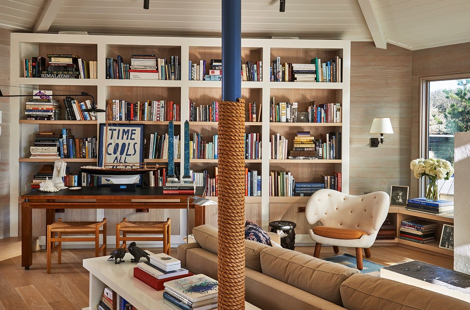 Discover 26 Beautiful Reading Nooks and Home Libraries