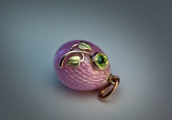 The Hunt is On: 12 Rare, Bejeweled Antique Eggs for Easter - The Study