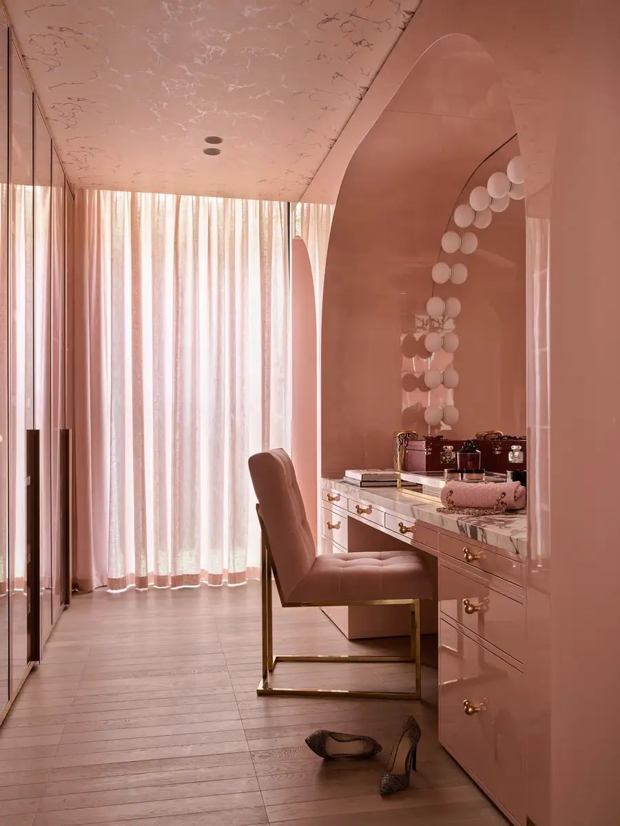 13 Chic Pink Interiors Fit for a Real-Life Barbie Dreamhouse - The Study