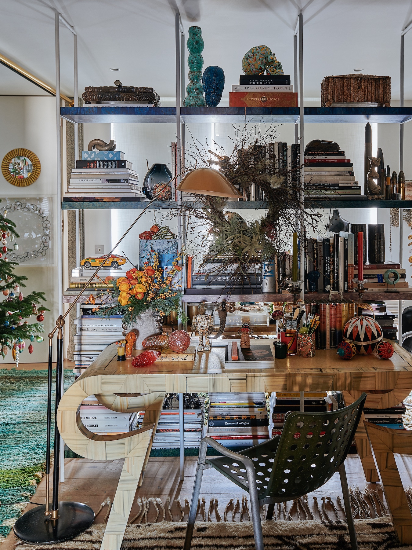 Holiday at Home: Hubert Zandberg Crafts a Fun and Festive Library in ...