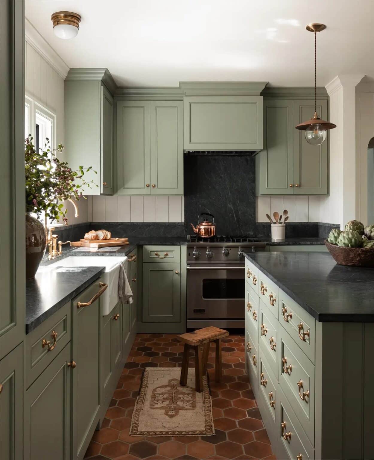 11 Green Kitchens Where Emerald Shines and Sage Is All the Rage - The Study