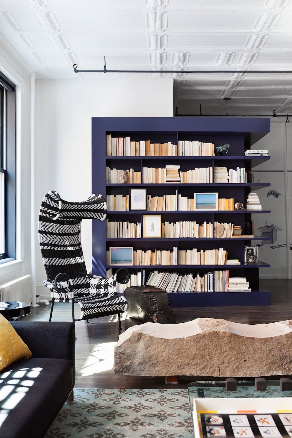 Discover 26 Beautiful Reading Nooks and Home Libraries