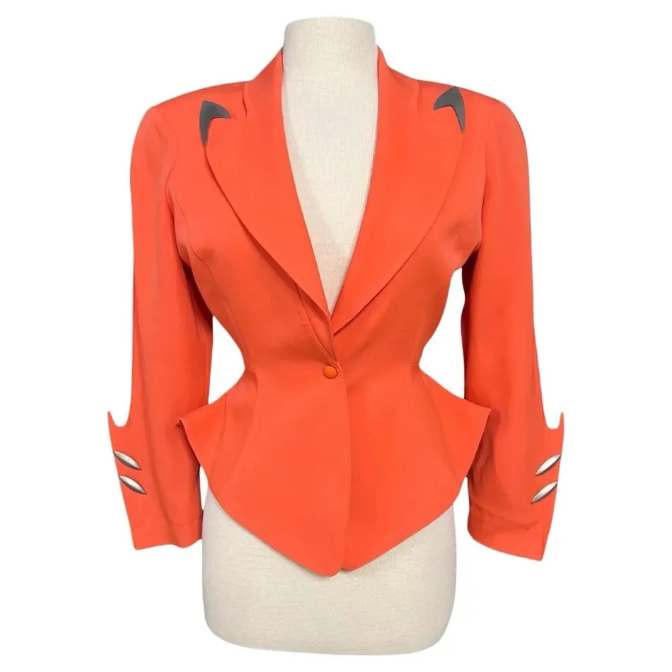 Taylor Swift Has Sparked a Craze for the Color Orange | The Study