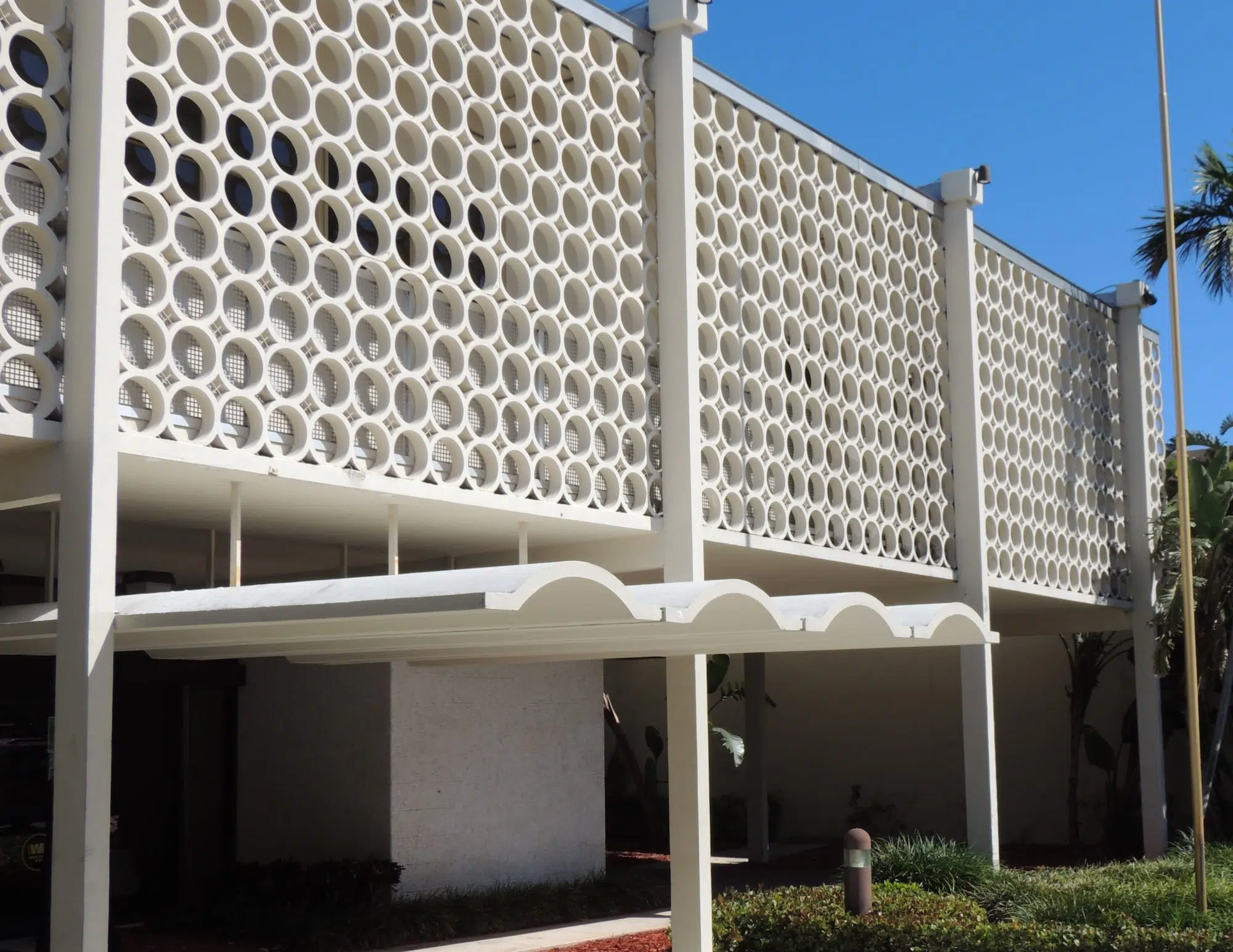 What Is ‘Miami Modern’ Architecture and Why Is It Worth Saving? | The Study