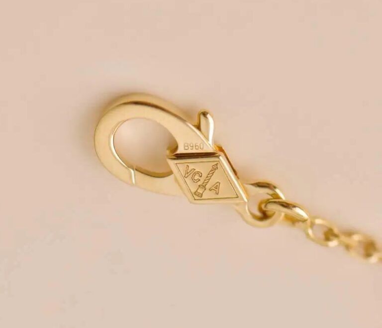 How to Spot a Fake Van Cleef & Arpels Necklace | The Study