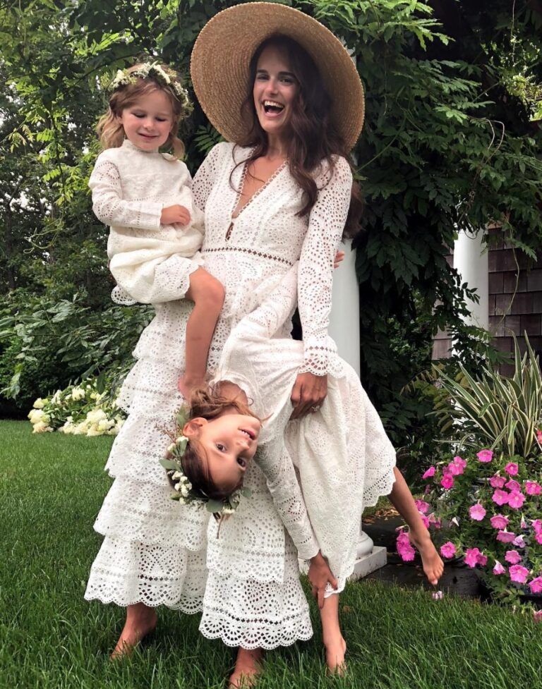 Over The Moon Founder Alexandra Macon Talks All Things Engagement Rings ...