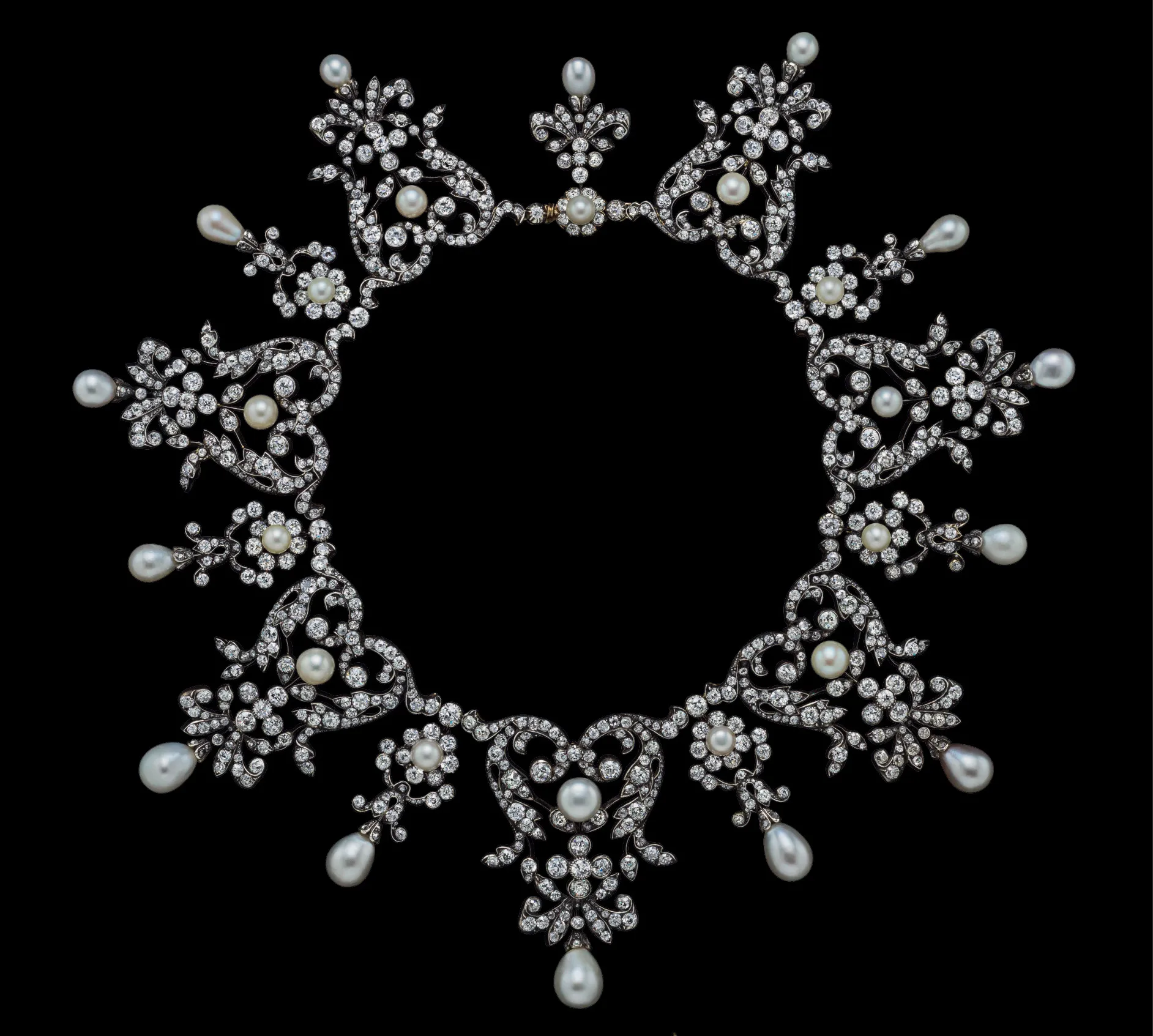 How Paris Became the Center of the International Pearl Trade | The Study