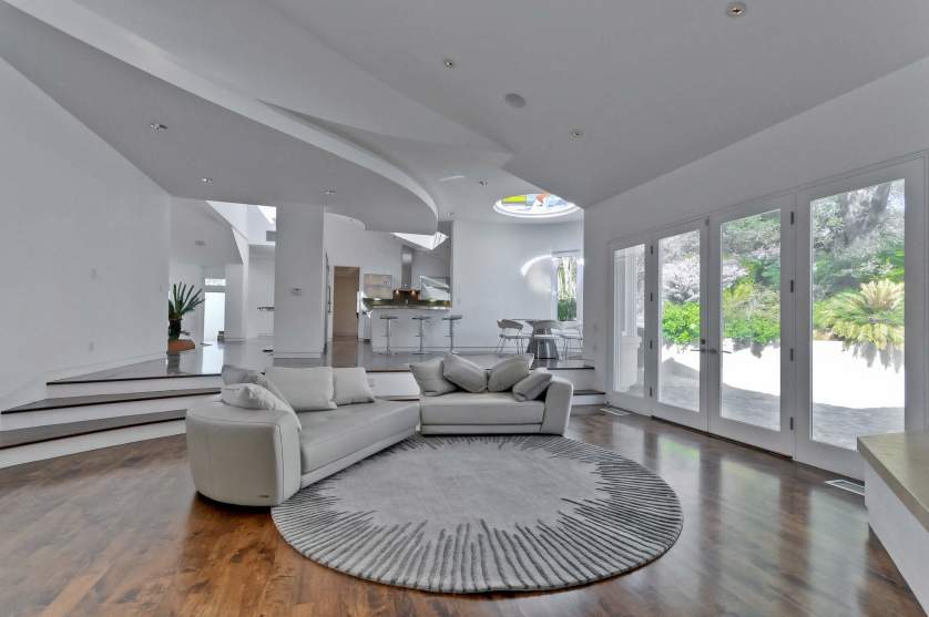 Go Inside the Silicon Valley Mansion of an Apple Co-Founder - The Study