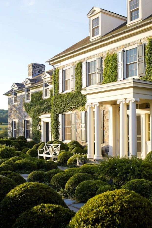 18 Homes with Striking Landscape Design | The Study